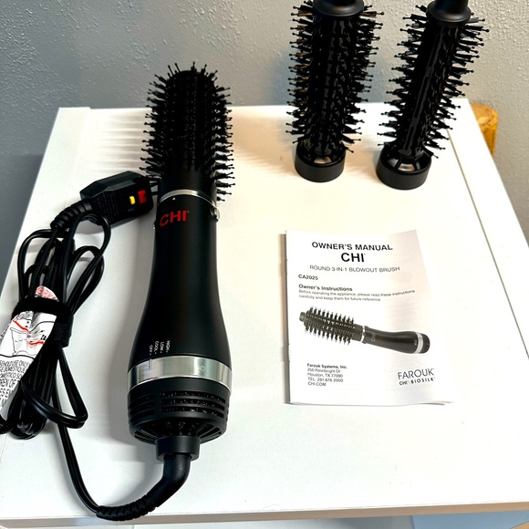 CHI | Hair | Chi 3 In Round Blowout Brush Ceramic Technology | Poshmark